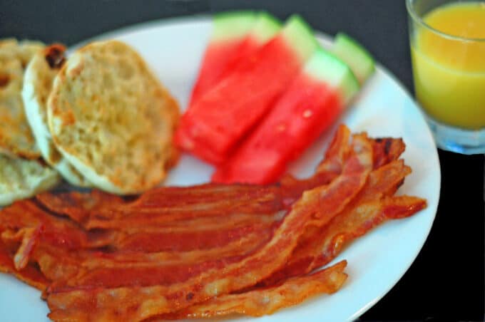 How to Make Perfect Bacon in the Oven - Platter Talk