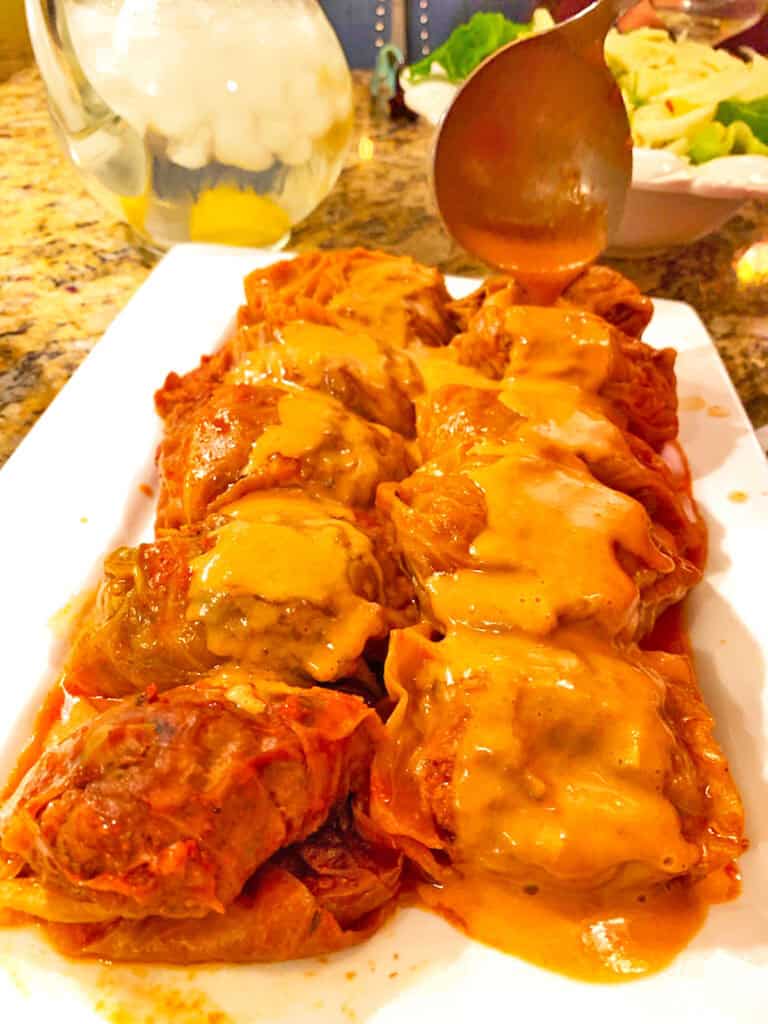 Golumpki (Gołąbki, Polish Stuffed Cabbage Rolls)